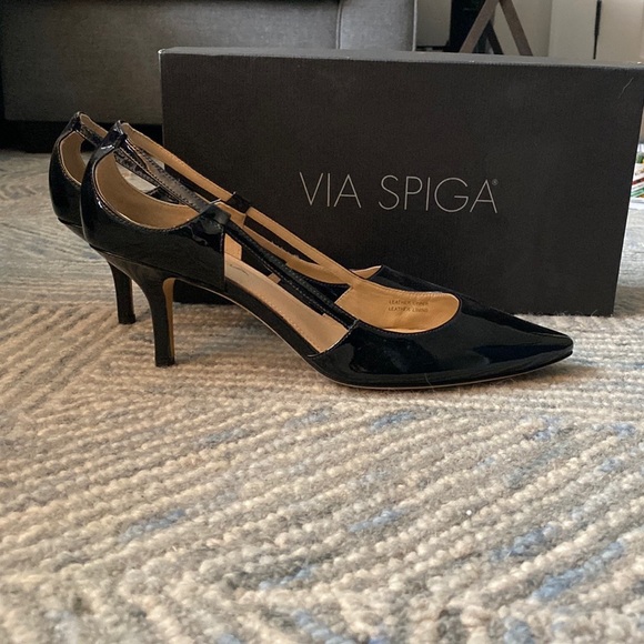 Via Spiga | Shoes | New Never Worn Via Spiga Black Patent Leather 3inch Heels In 8 2 | Poshmark
